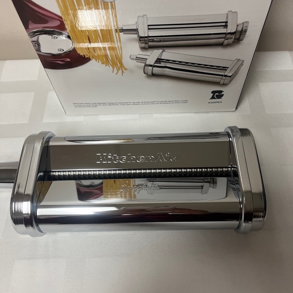 KitchenAid | Kitchen | Kitchenaid New Spaghetti Cutter Attachment New ...